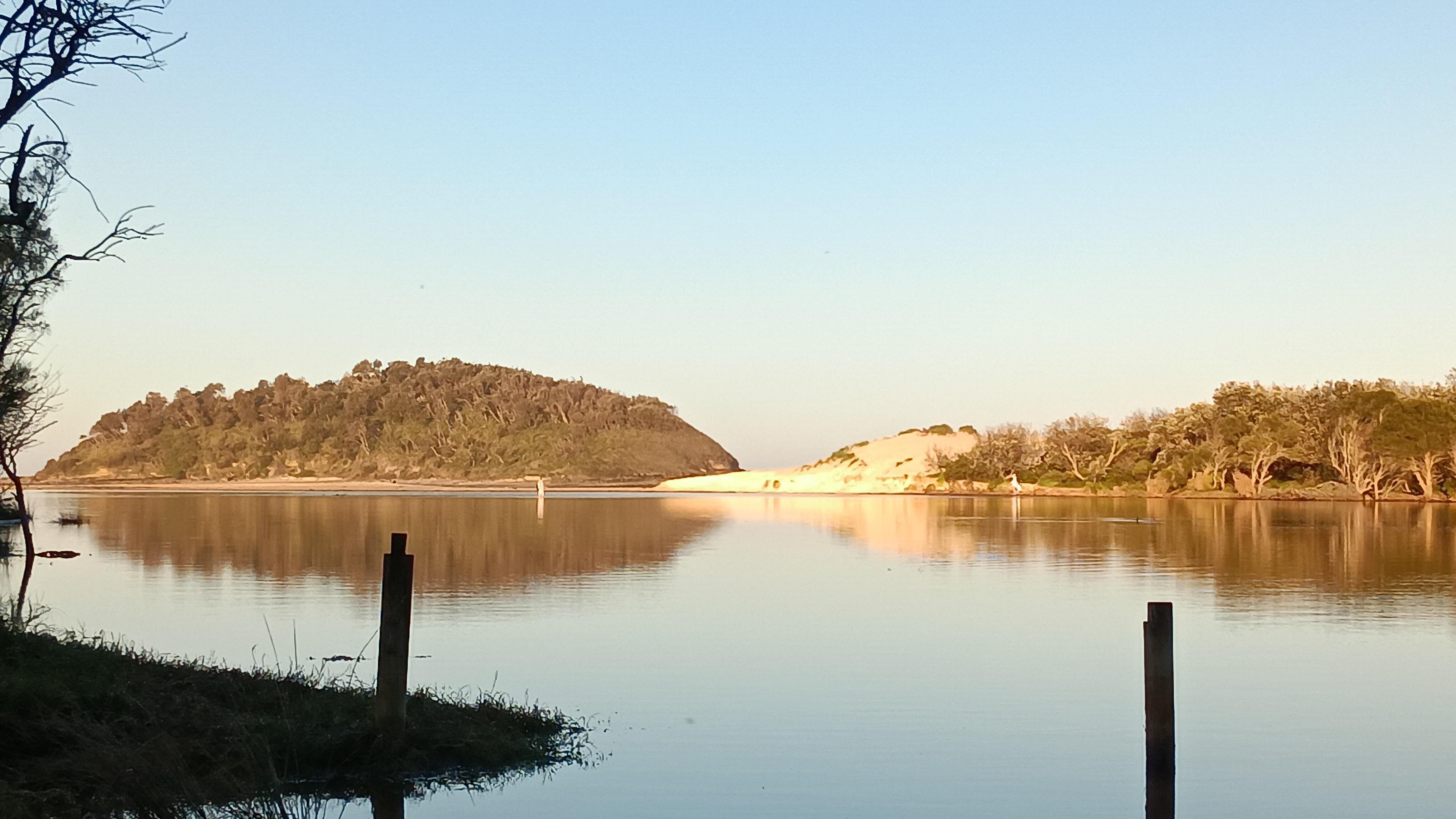 The sketch and the reference - I'd love some pointers on how to improve | Scrolller