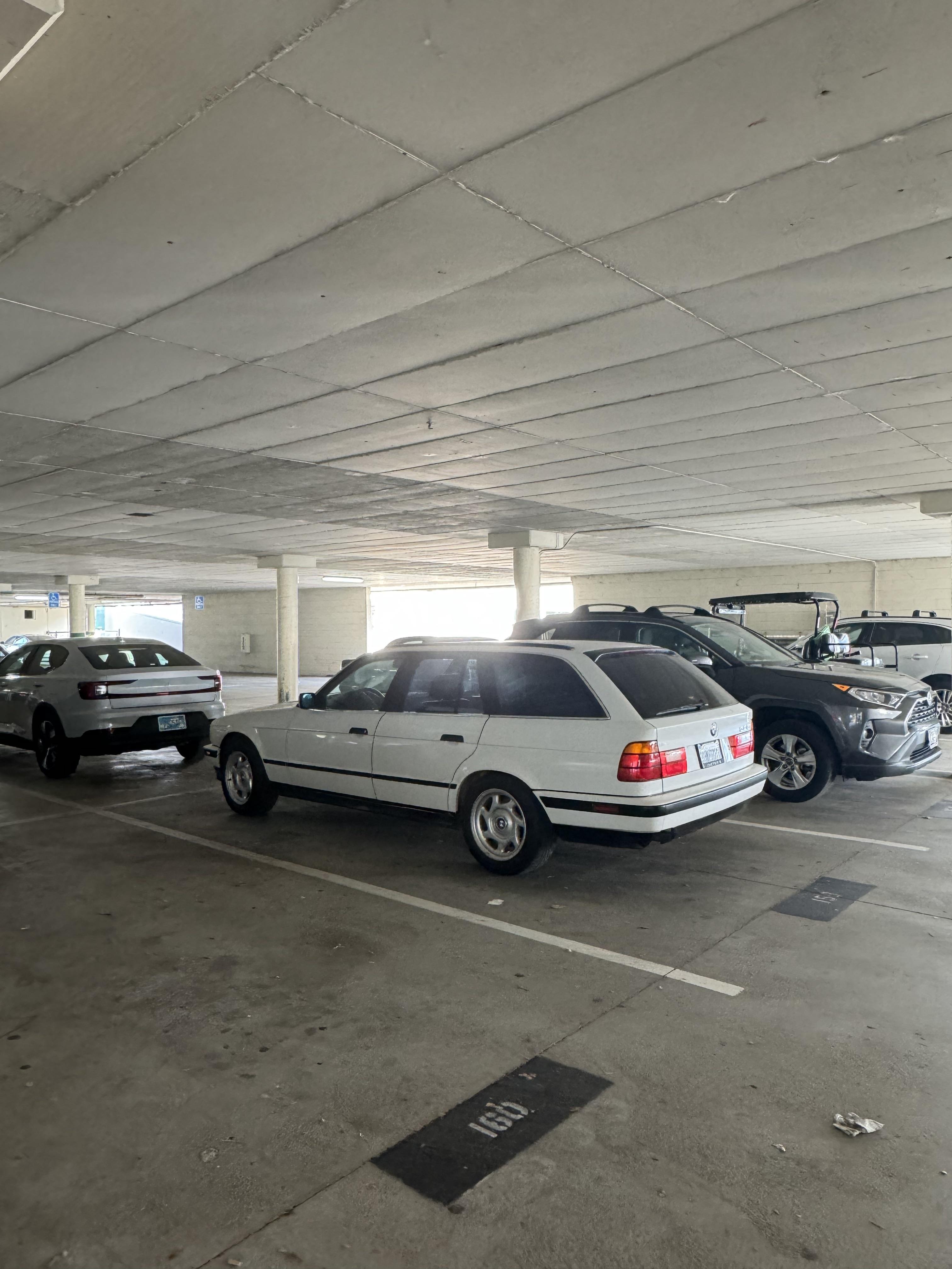 I would road trip the hell out of this e34 wagon | Scrolller