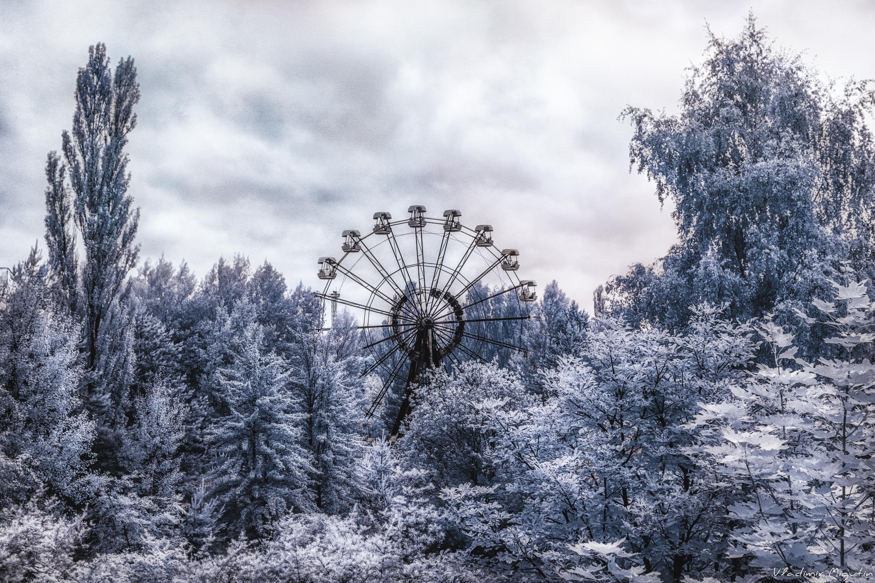 Chernobyl Exclusion Zone the Iconic Ferris Wheel | Scrolller