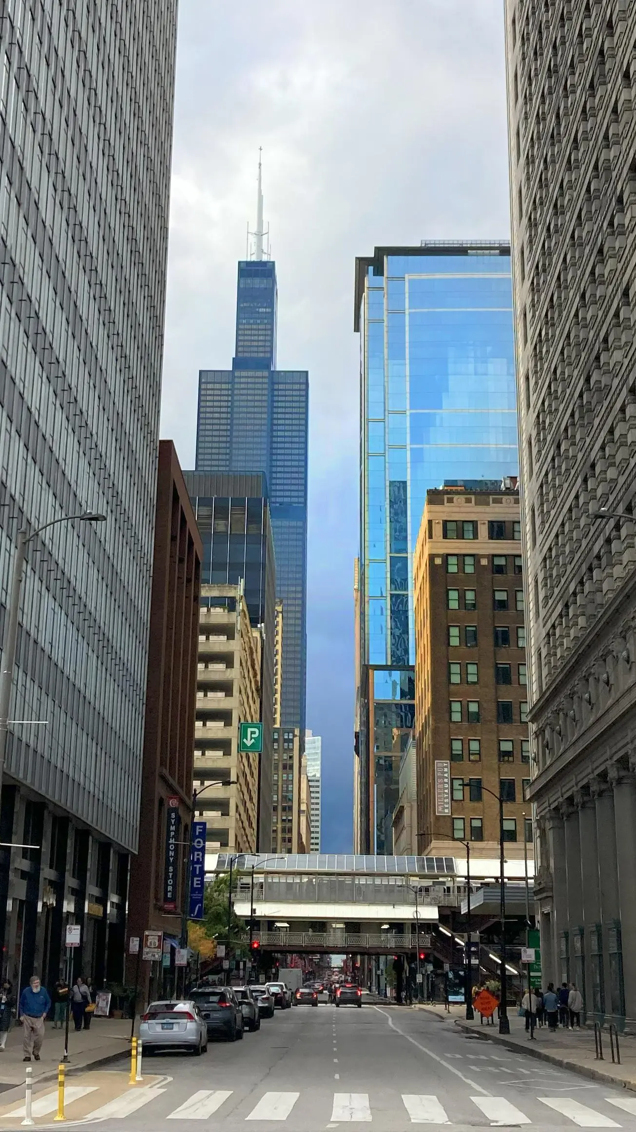 Chicago | Scrolller