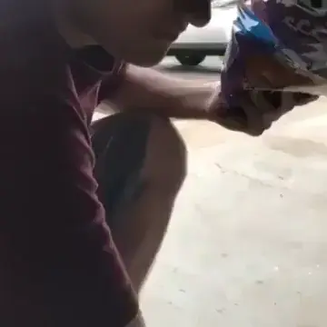 Chip Eating Shoe | Scrolller