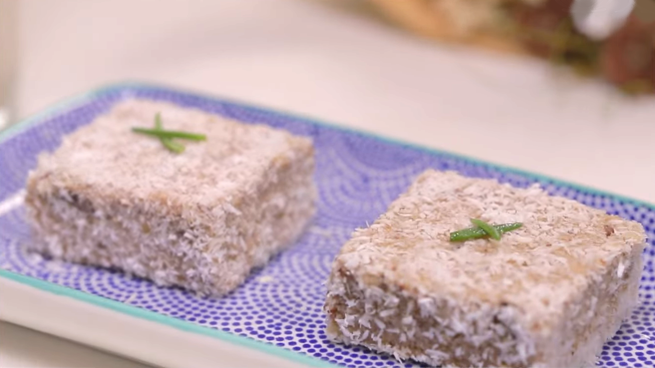 Coconut Date Squares | Scrolller