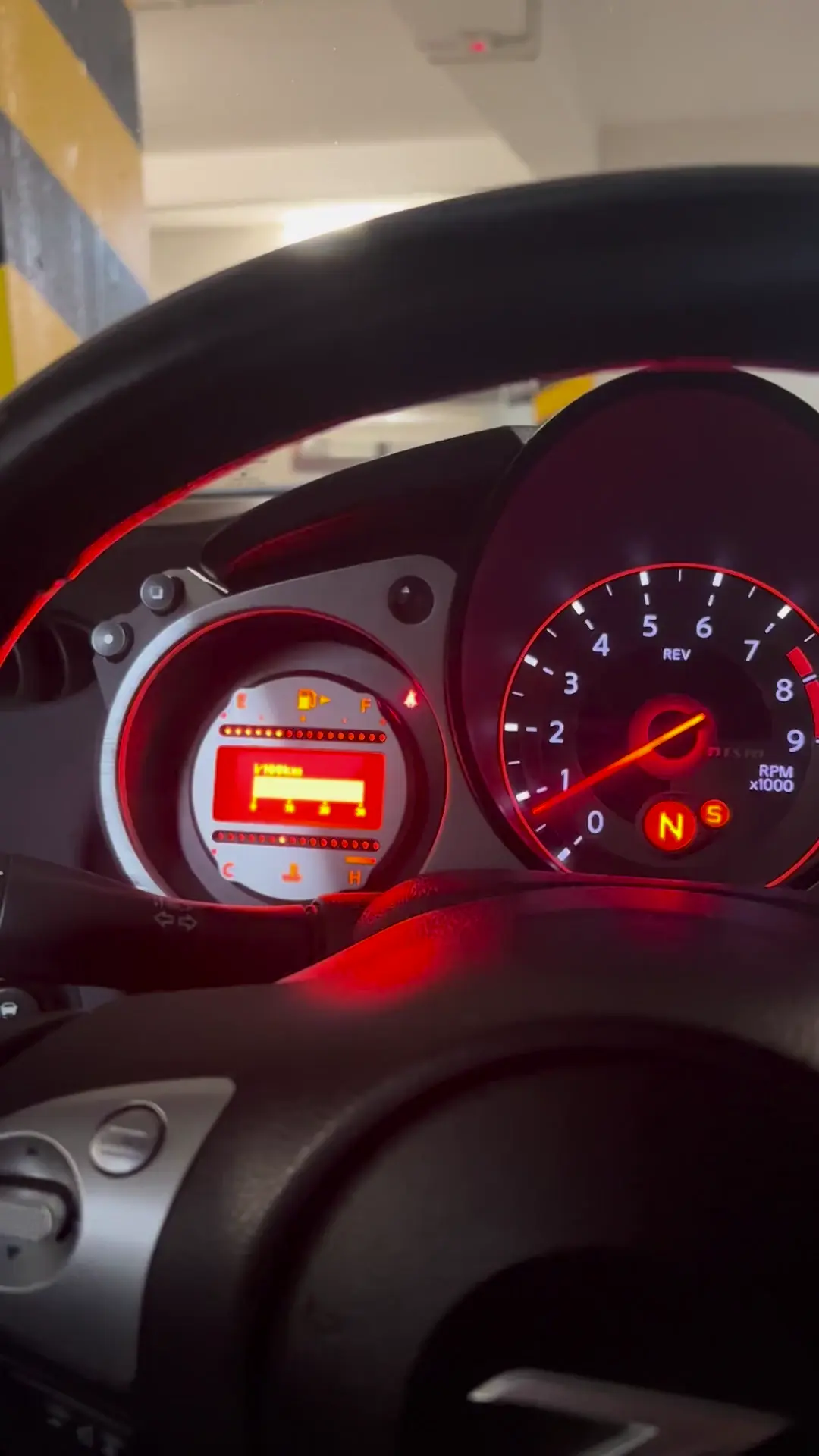 Cruise control light blinking | Scrolller