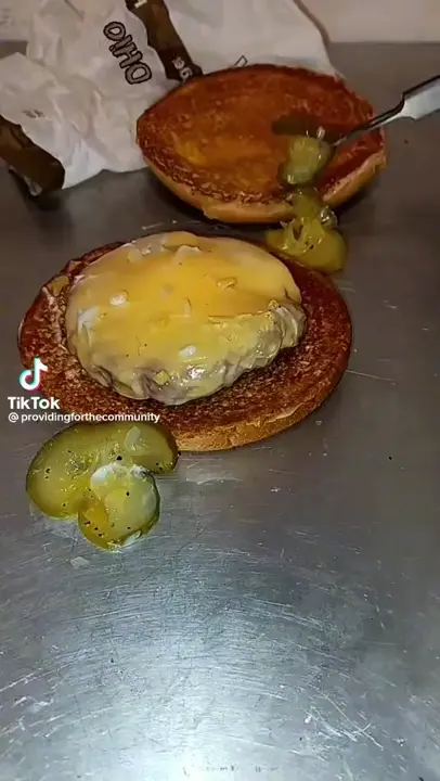 cursed_burger | Scrolller