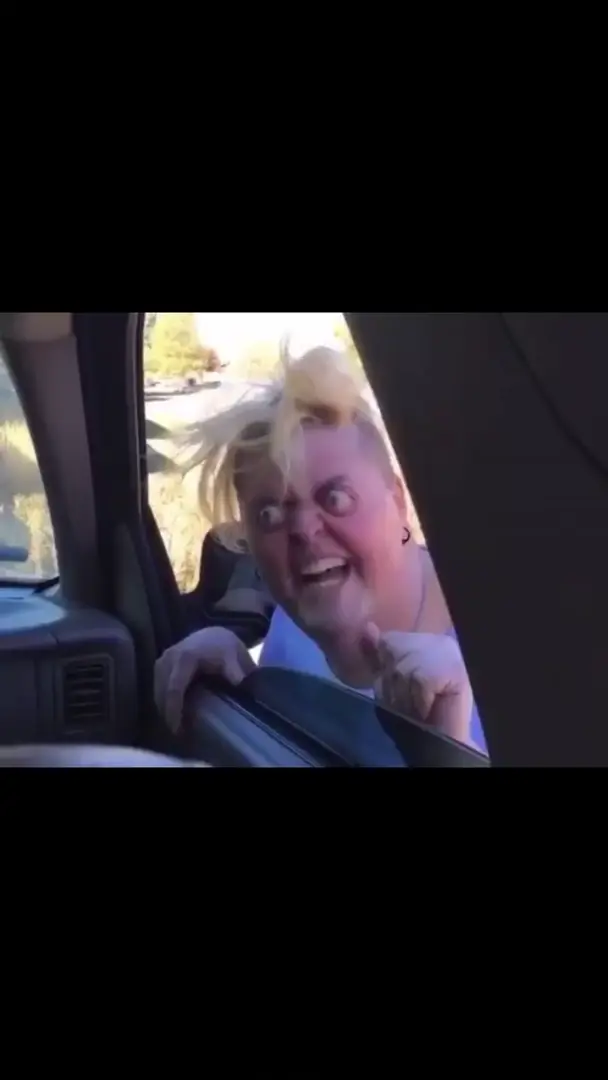 cursed_freakout | Scrolller