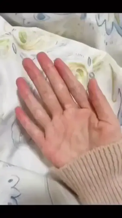 cursed_hand. wow | Scrolller