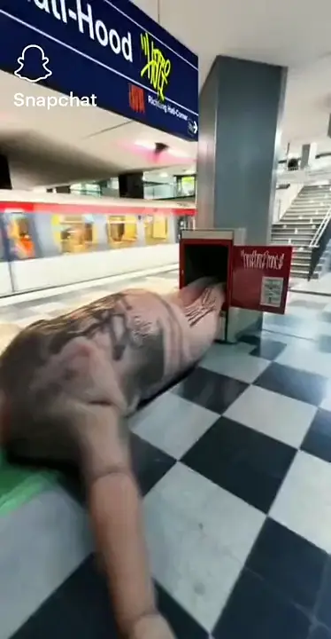 Cursed_subway | Scrolller