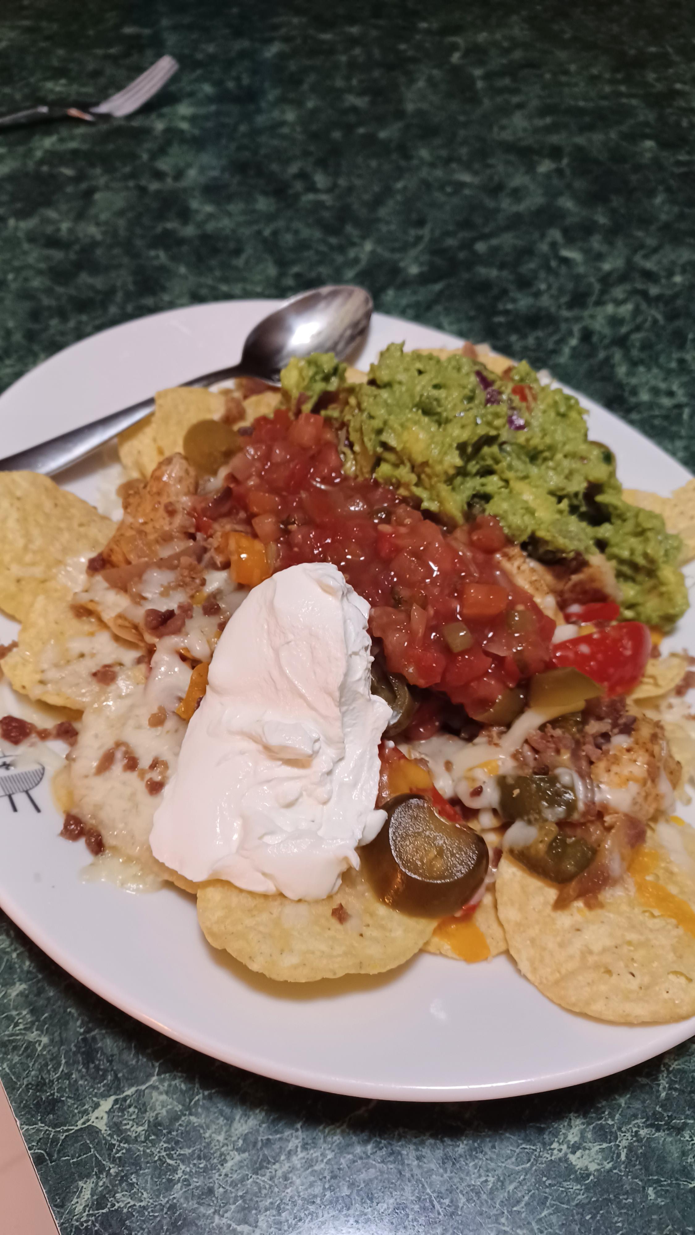 [Homemade] Sheet Pan Chicken Fajitas/Nachos | Scrolller