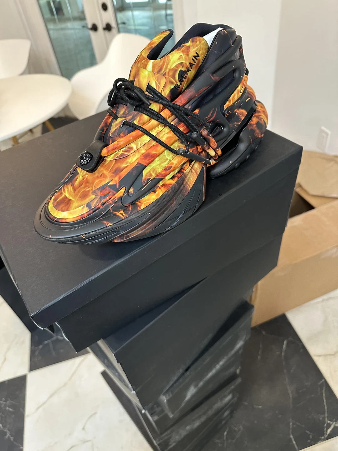 Are these chastity shoes? | Scrolller