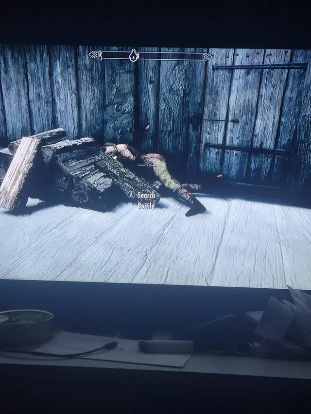 anyone else ever lose a dark brotherhood contract because of npcs fighting, 11 years of playing ...