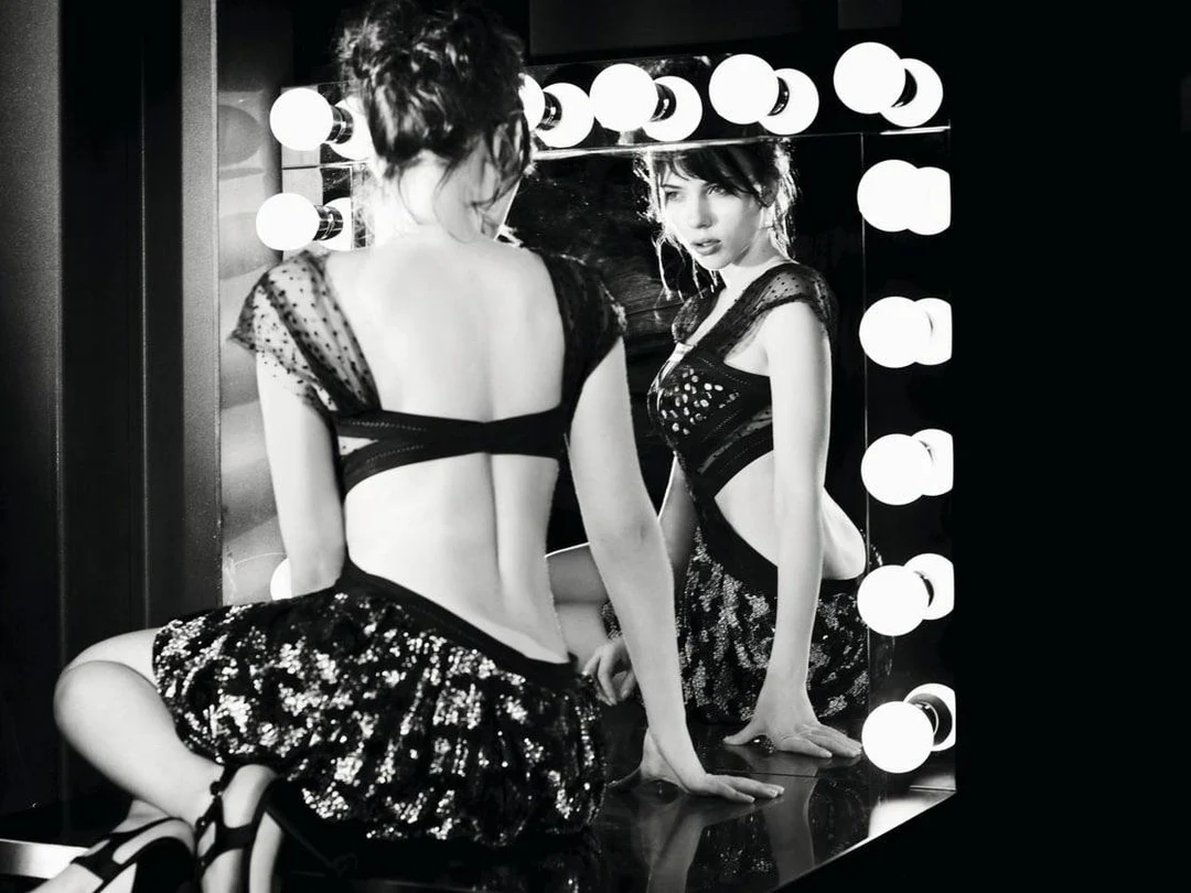 In the lights | Scrolller