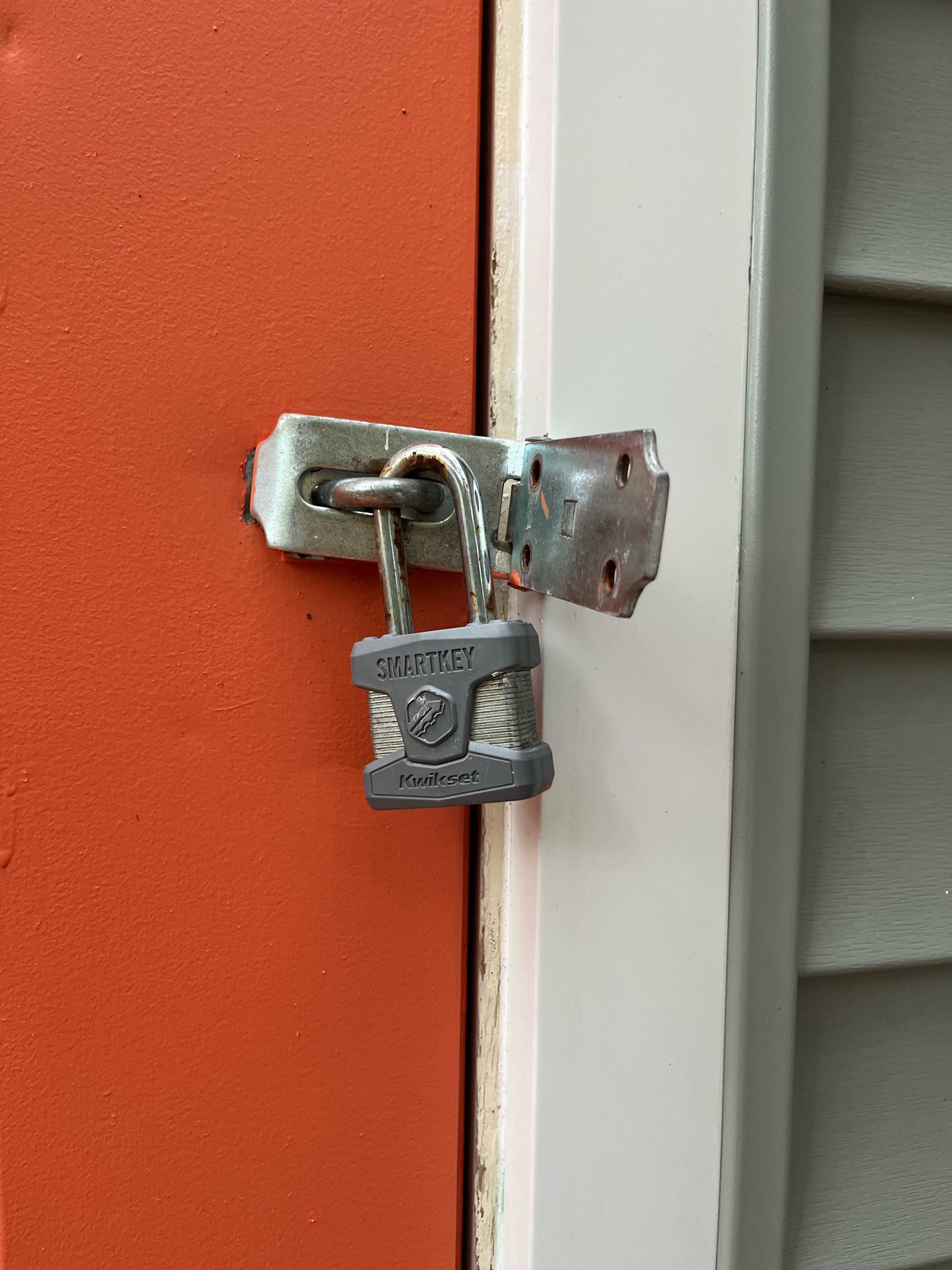 How to remove this lock? | Scrolller