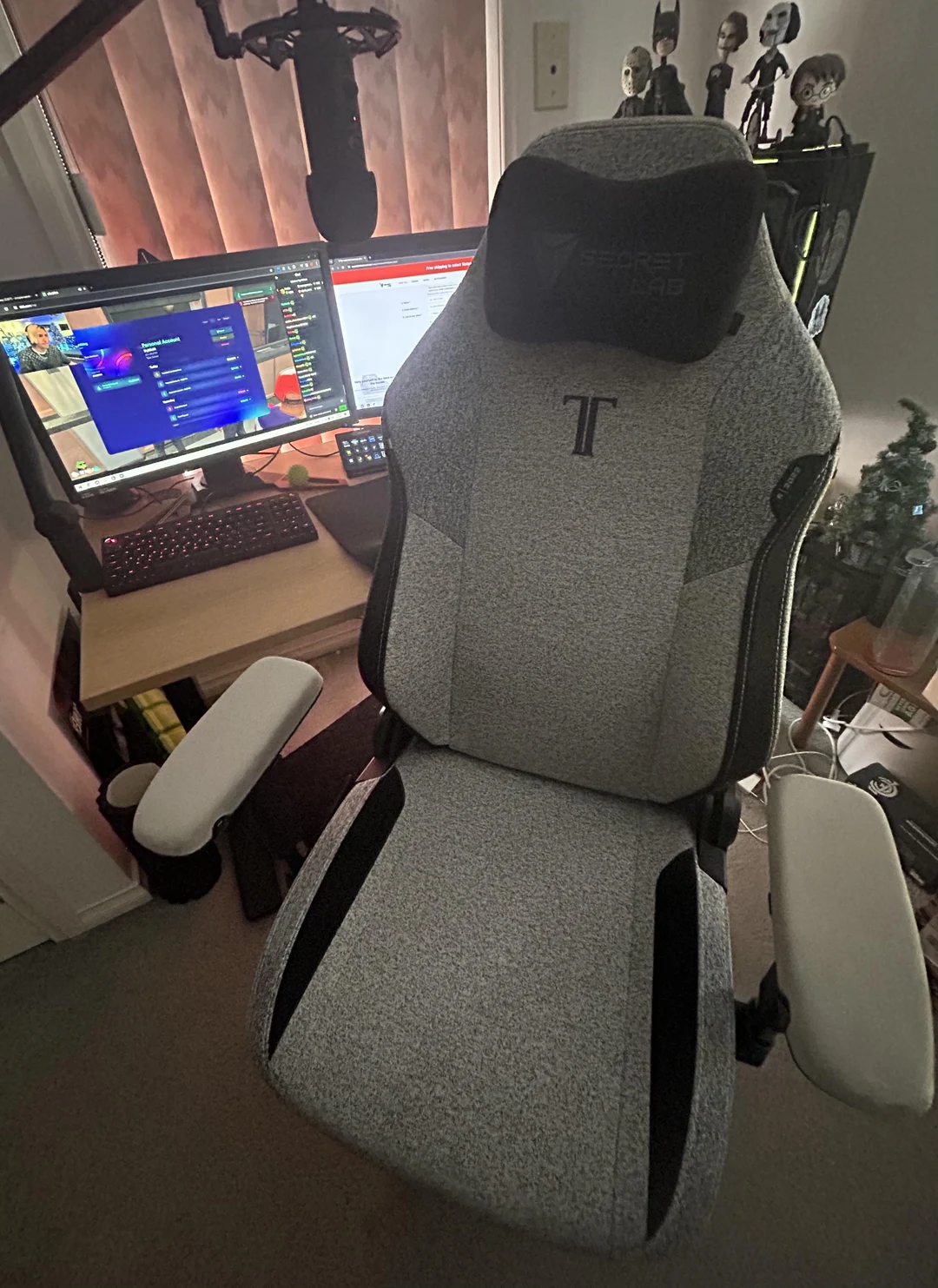 #secretlab | Scrolller