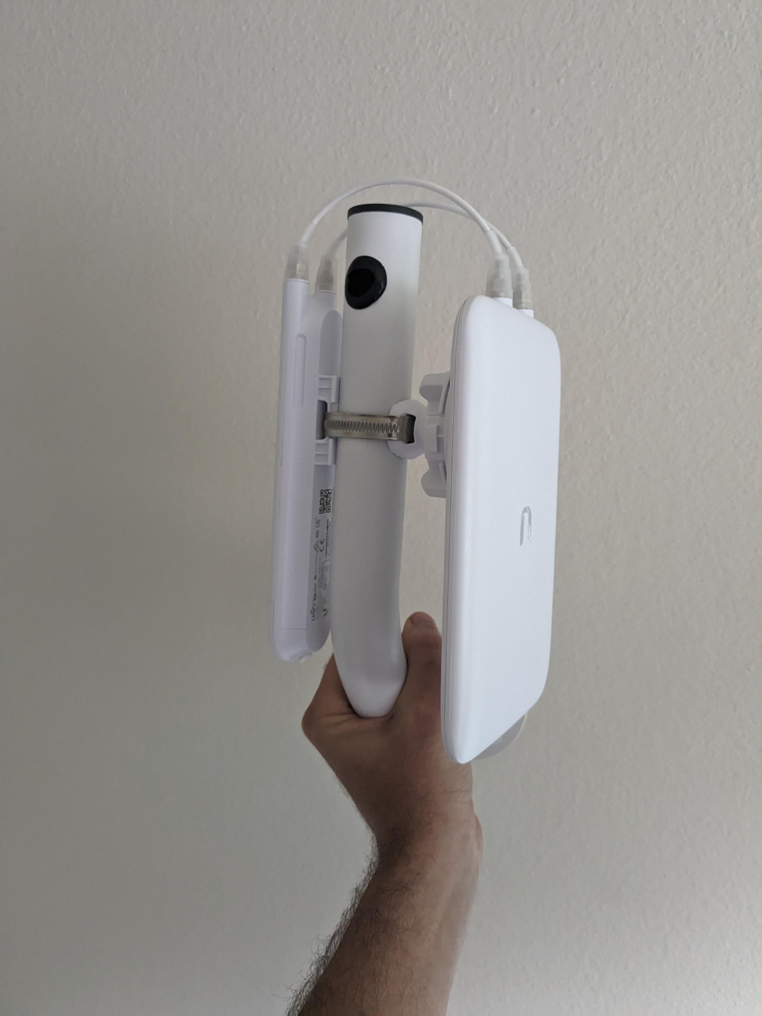 Upside down UAP-AC-M directional antenna | Scrolller