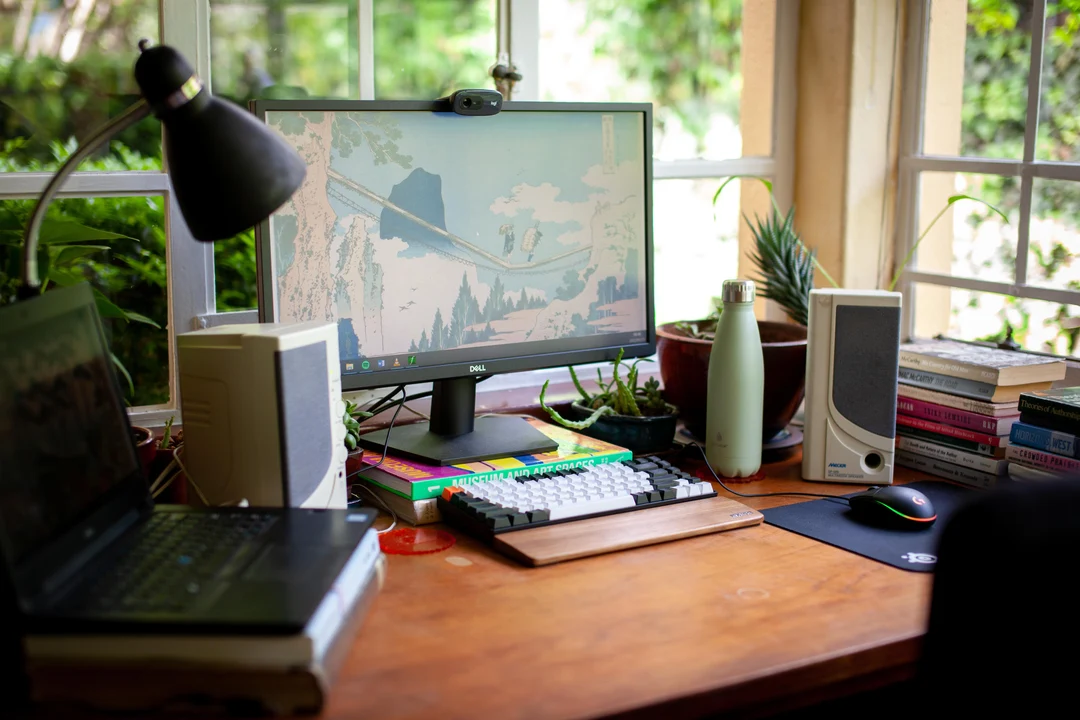 My thesis station! | Scrolller