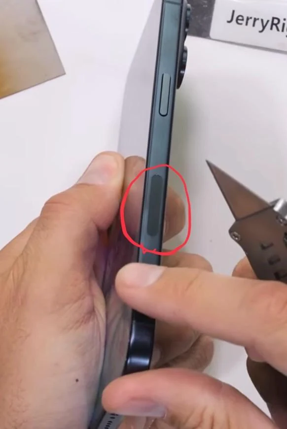 iPhone 15 pro max | Scrolller