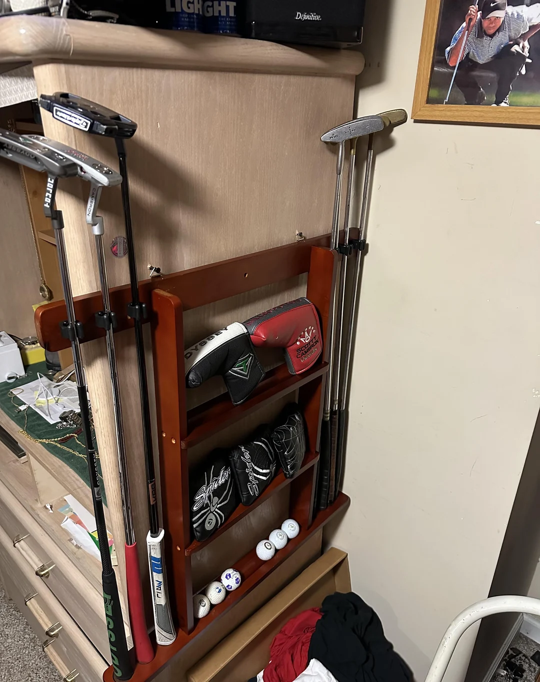 Pool cue rack turned into putter rack | Scrolller