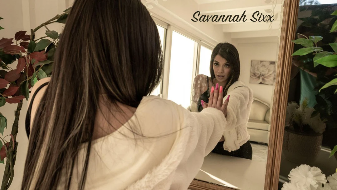 Savannah Sixx | Scrolller