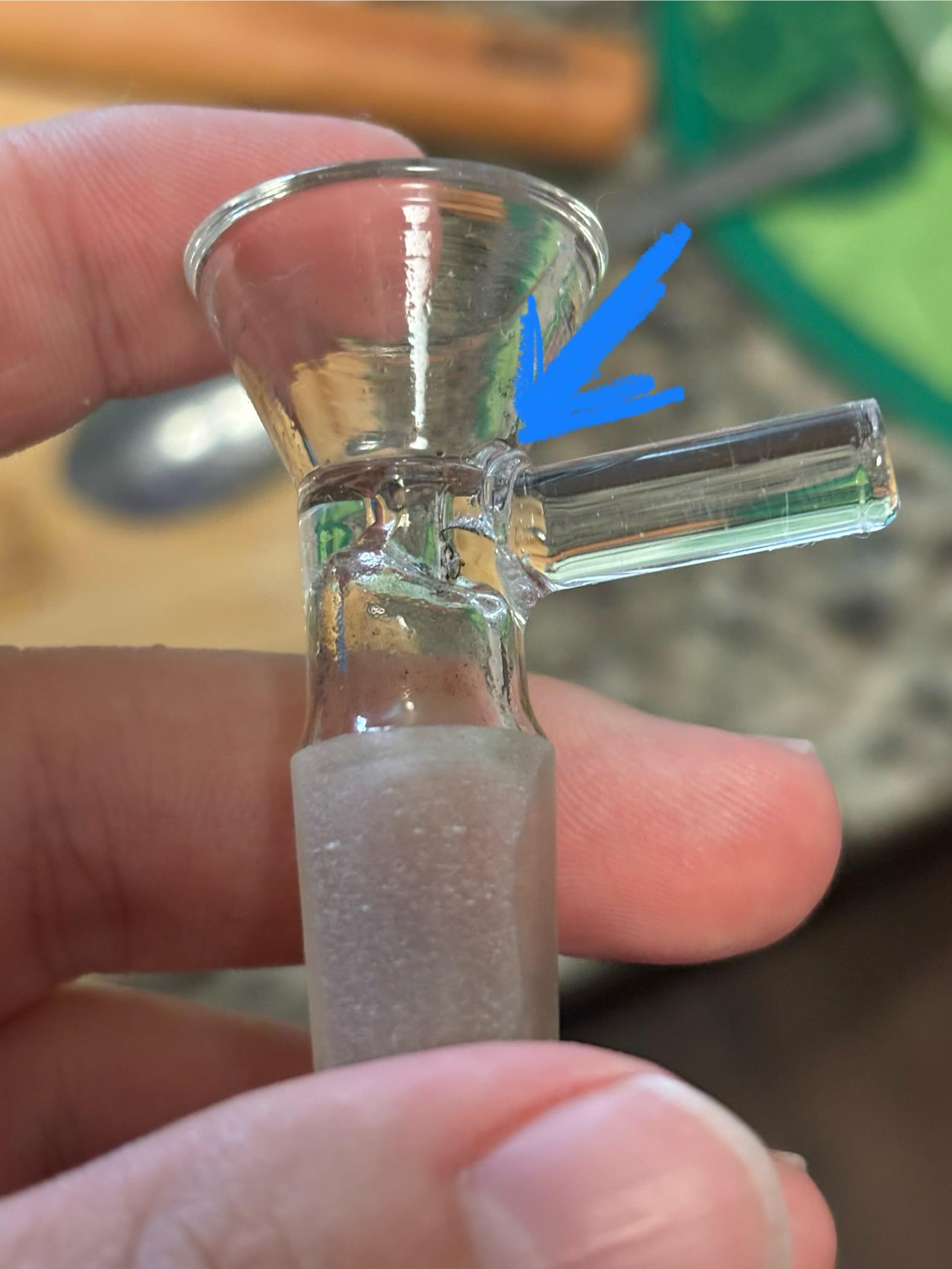 Bowl piece cracked? | Scrolller