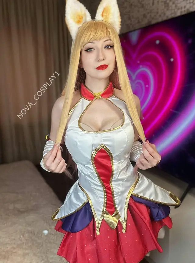 Ahri Star Guardian cosplay | Scrolller