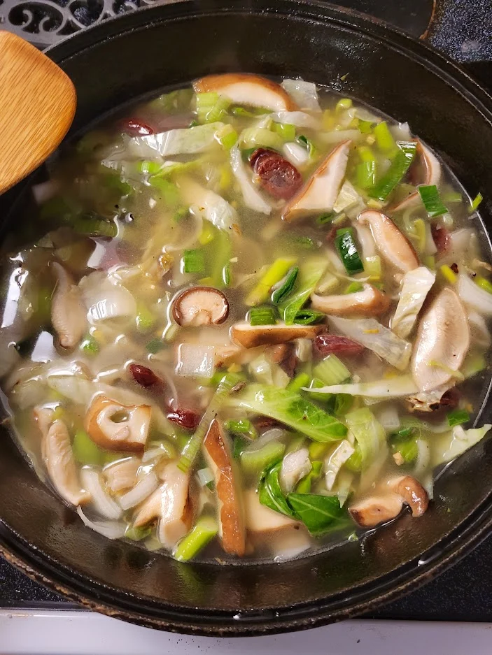 Lap Cheong and vegetable soup | Scrolller