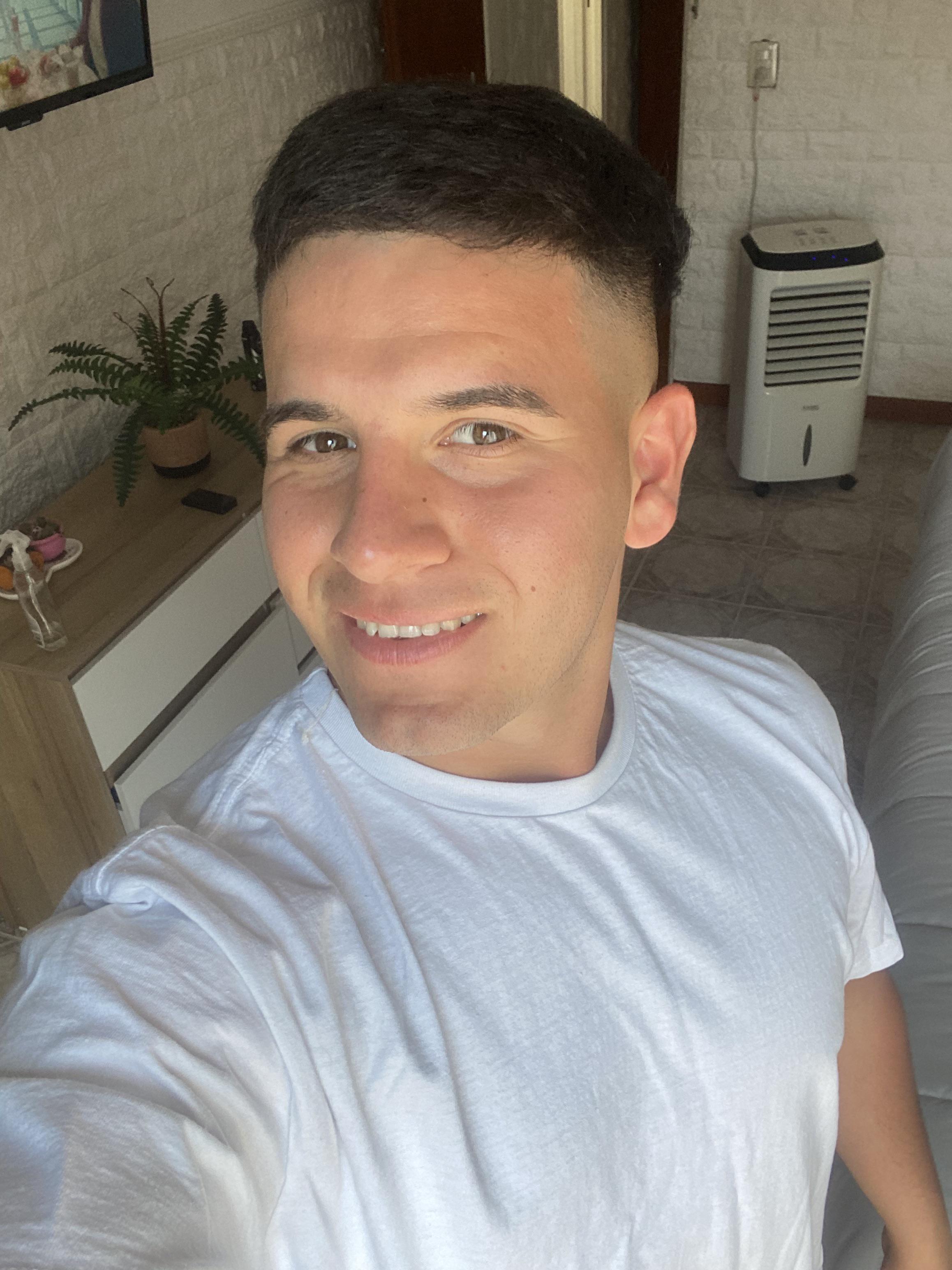 @alex.latin | Scrolller