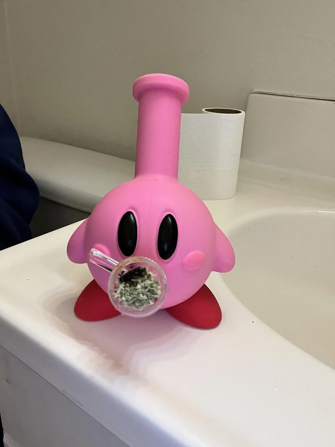 First time with Kirby🌸 | Scrolller