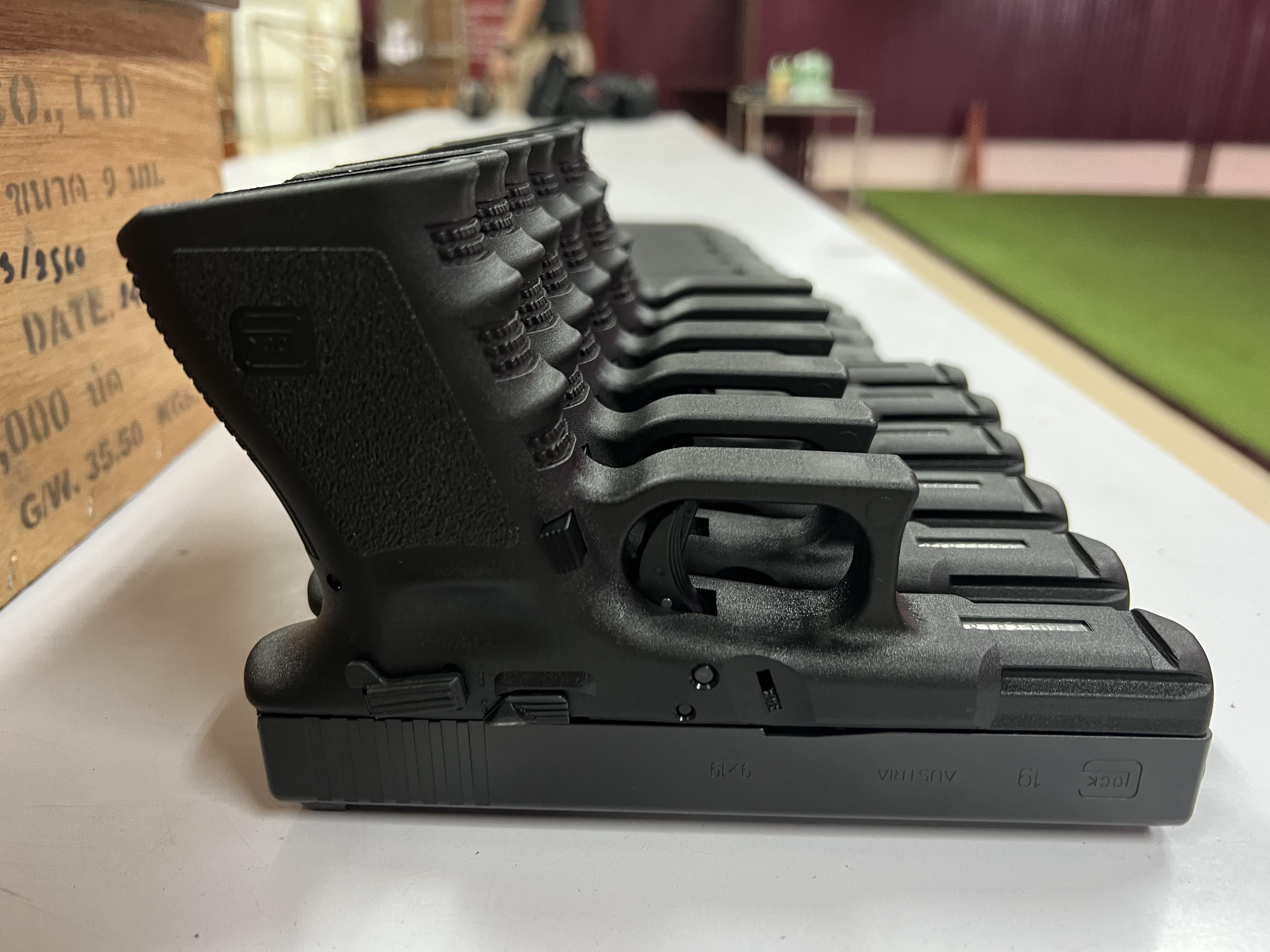 Glock 19 with an actual physical safety switch. Seen in Thailand | Scrolller