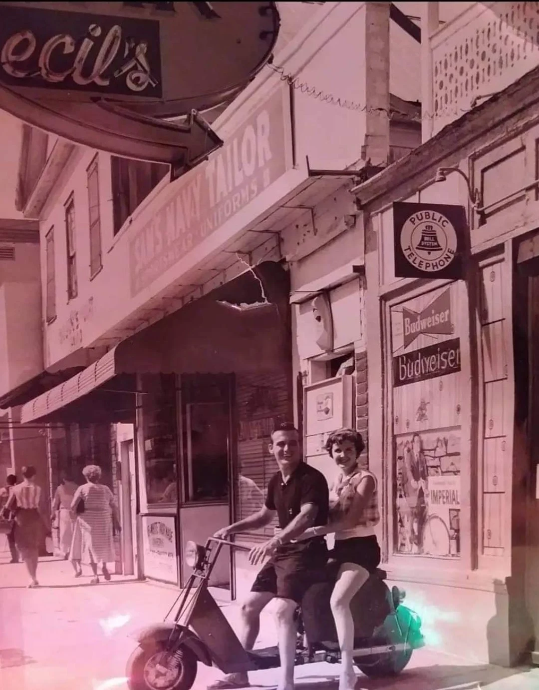 Grandma and Grandpa, 1960s | Scrolller