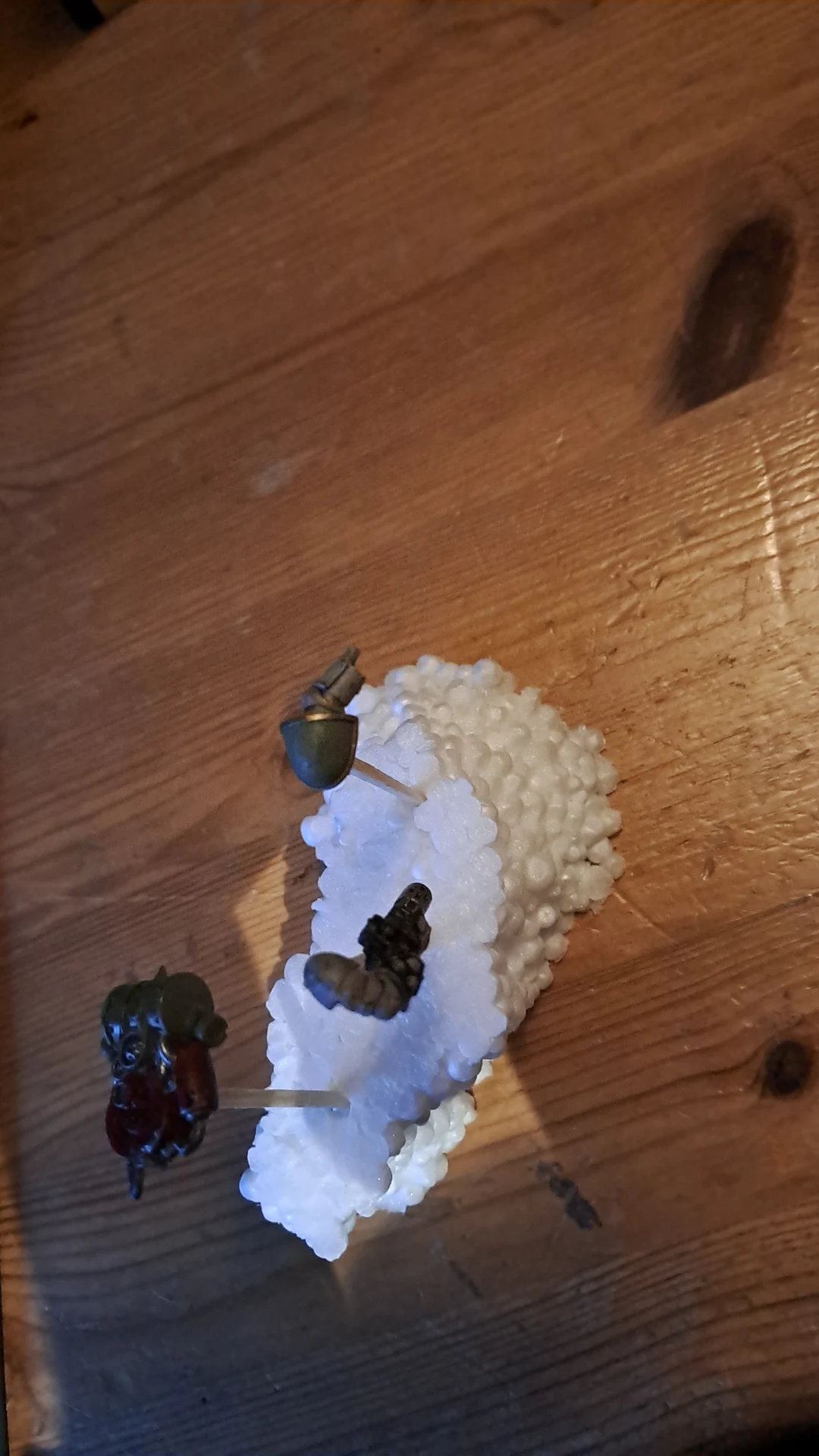 Working on a deathguard flametrooper kitbash named Hans | Scrolller