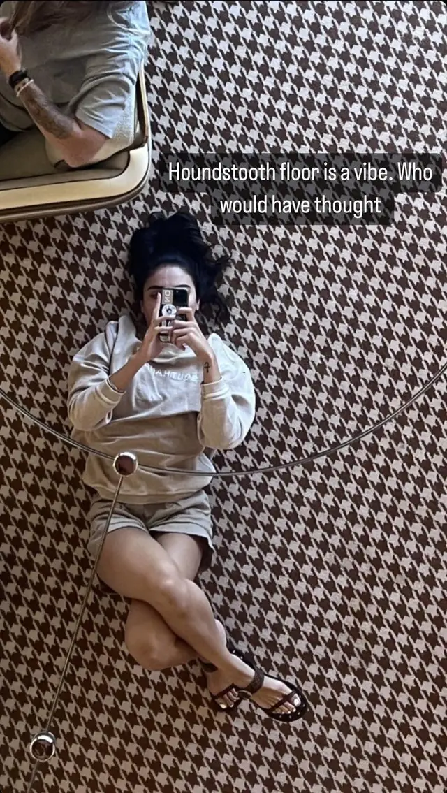 Discover more like CelebrityFeet: Arienne Mandi and Related Content | Scrolller