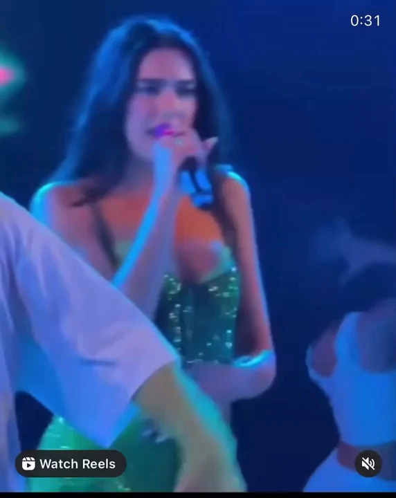 Classic Dua | Scrolller