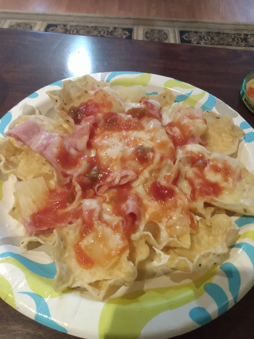 [homemade] 'hawaiian' nachos | Scrolller
