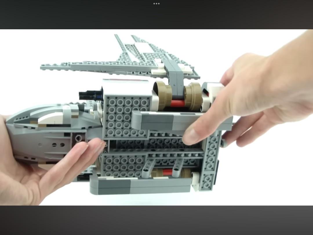 Emperor Palpatines Shuttle | Scrolller