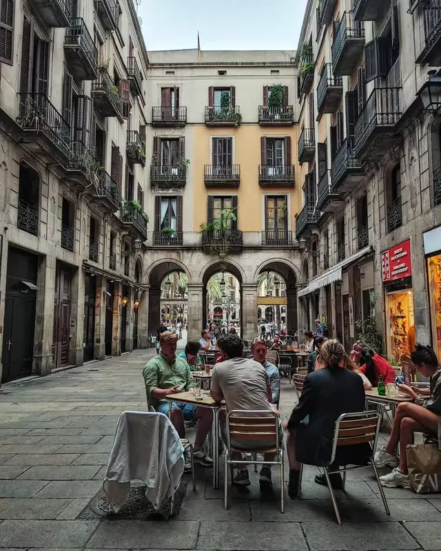 Barcelona | Scrolller