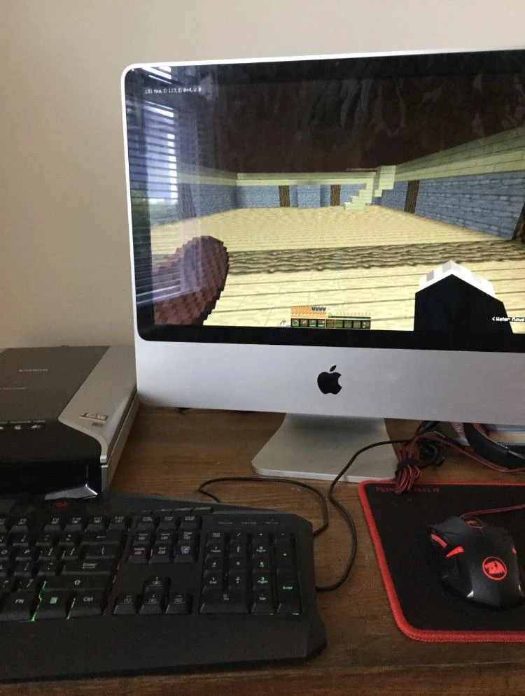 Does anyone know what texture pack this is? 1.12.2, around october 2019 | Scrolller