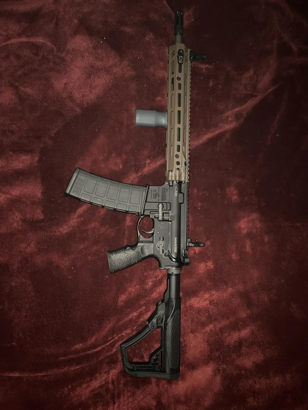 Daniel Defense M4A1 Ris III | Scrolller