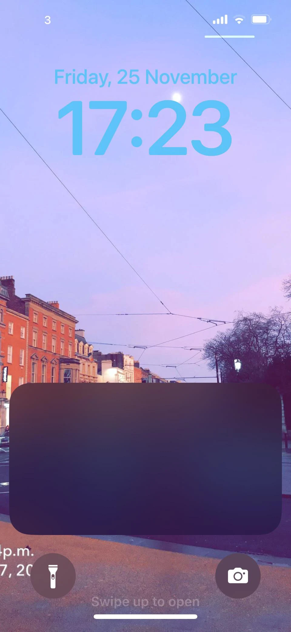 anyone know how to get rid of the grey box on my lock screen? | Scrolller