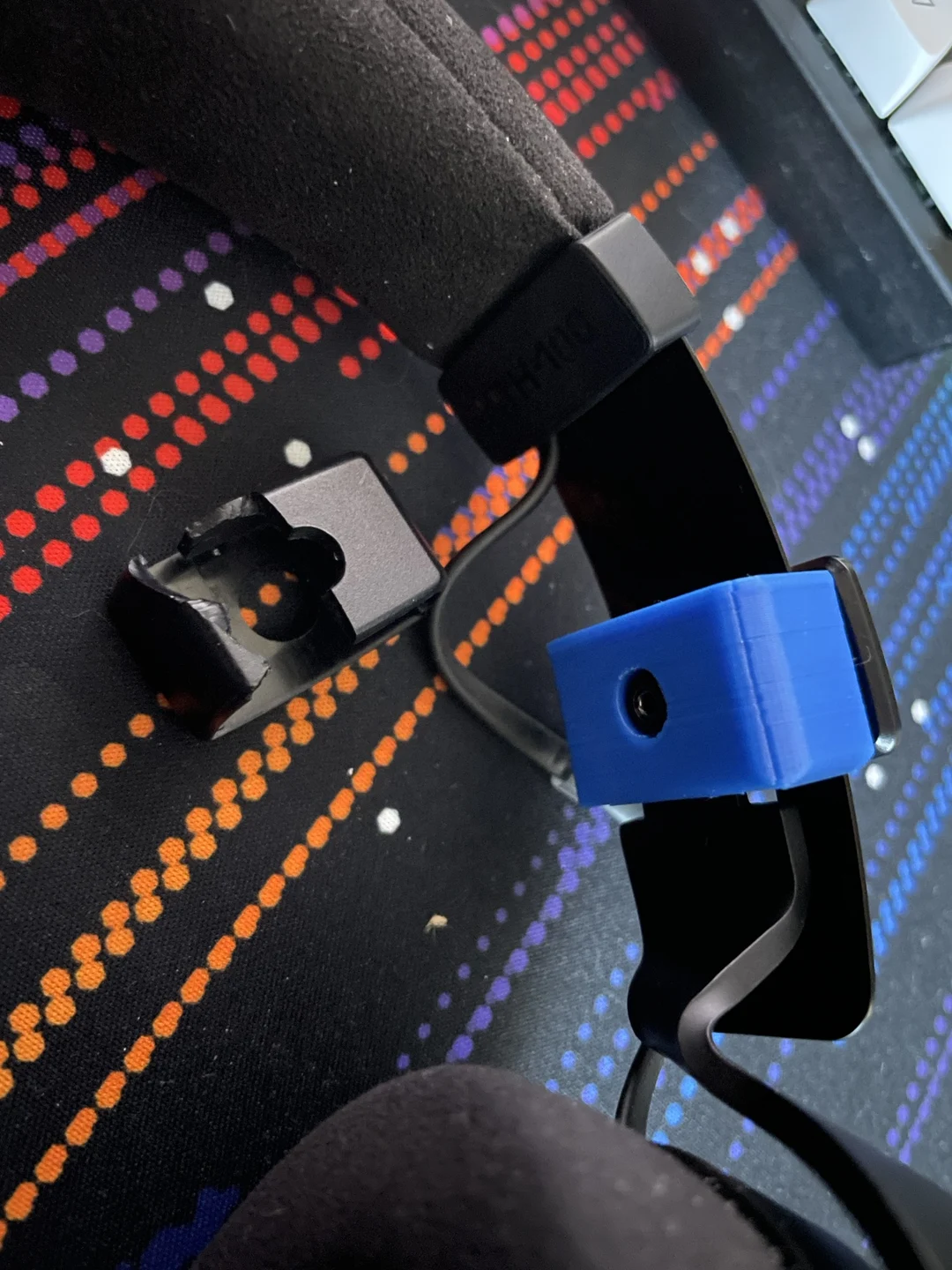 Repair job for my broken headphones | Scrolller