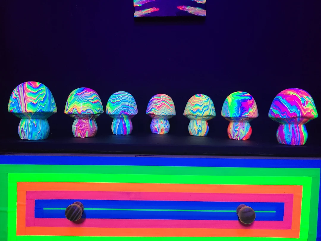 Been making these groovy blacklight shrooms recently | Scrolller