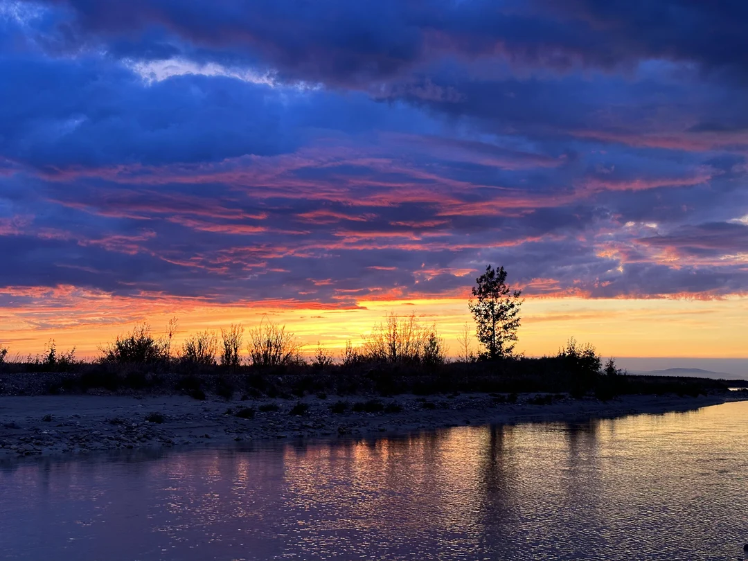 Delta AK | Scrolller