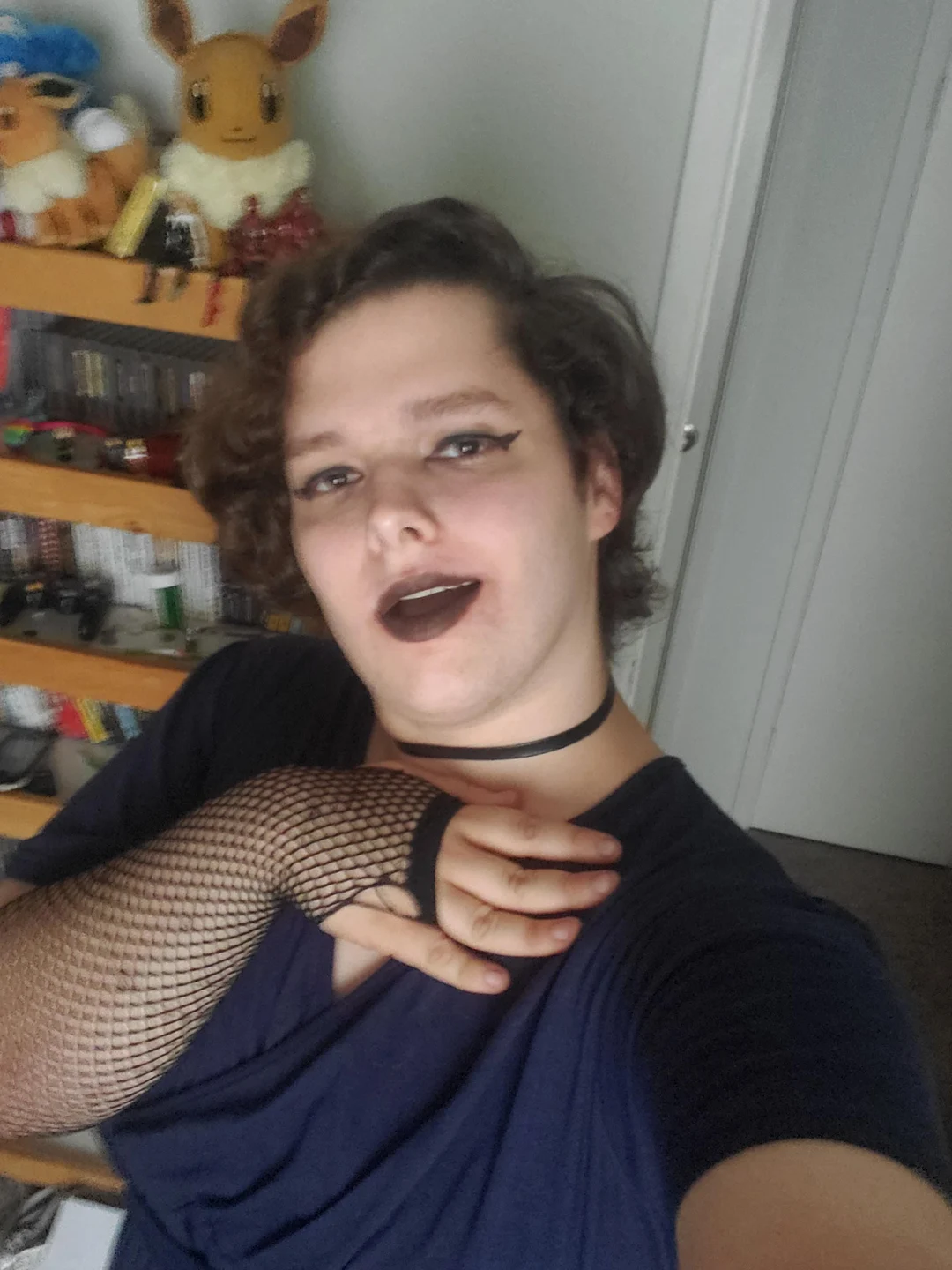 feelin super pretty today~ do i pass? | Scrolller