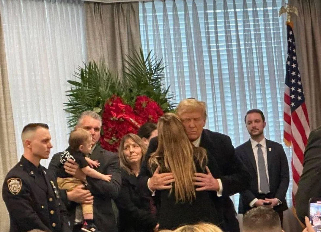 This is how and what a true leader does! | Scrolller