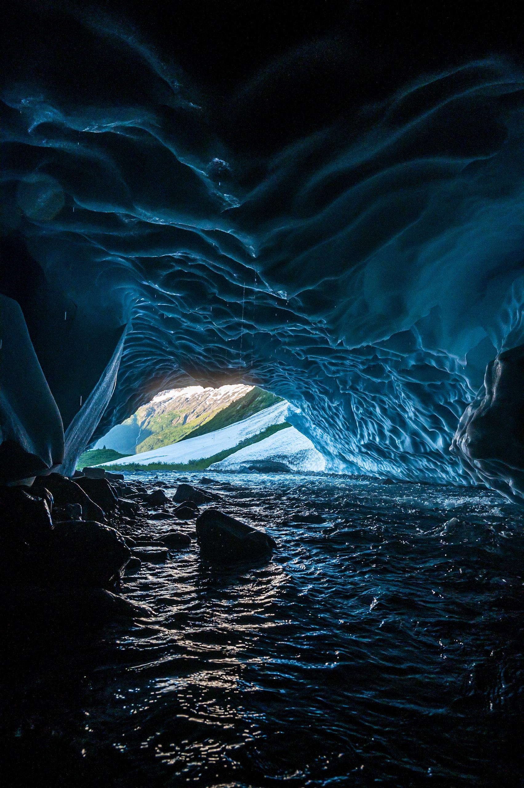 Byron glacier | Scrolller