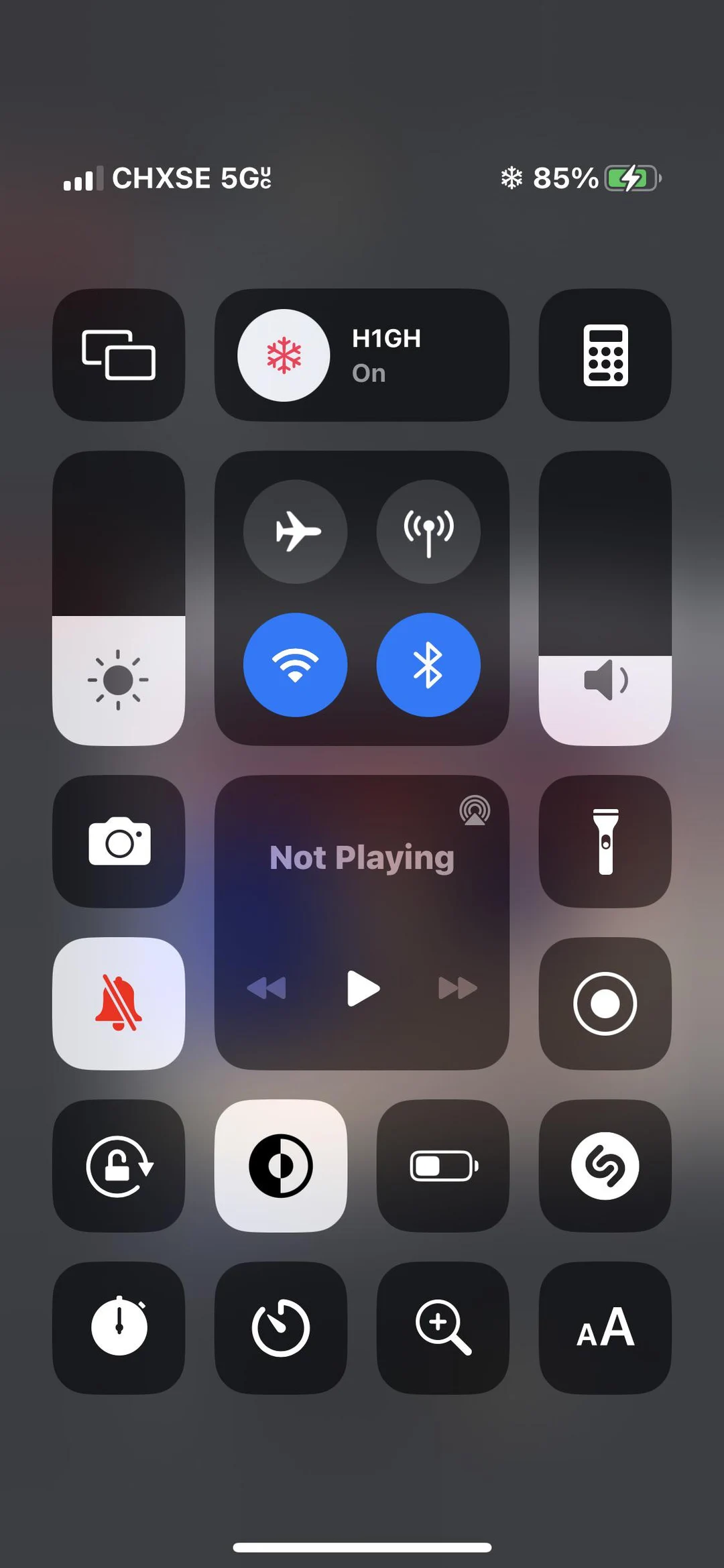 Control center? | Scrolller