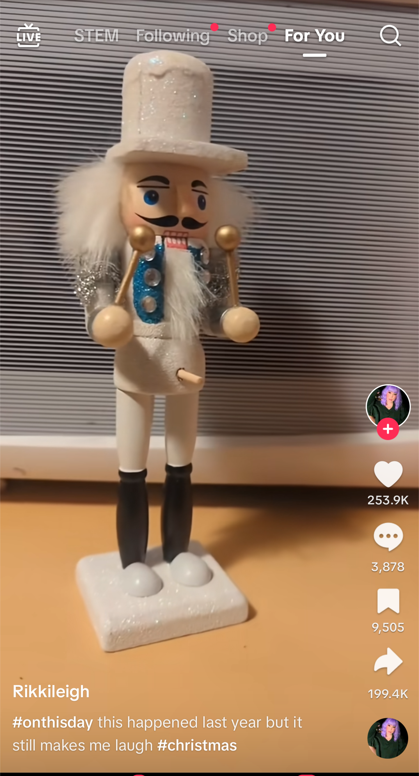 'Tis the damn season? 🫣 | Scrolller