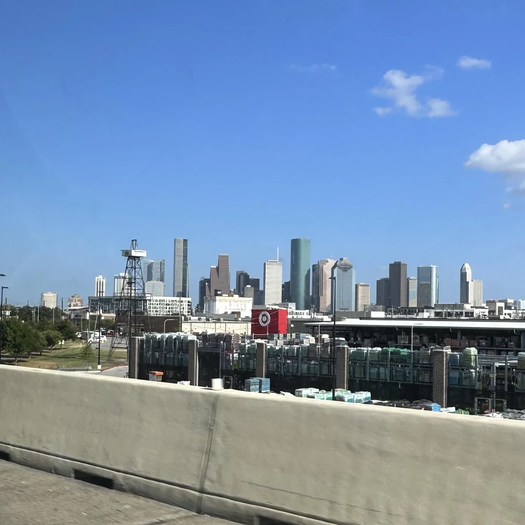 Houston, TX | Scrolller