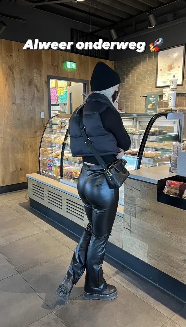 Myron 🍑 | Scrolller