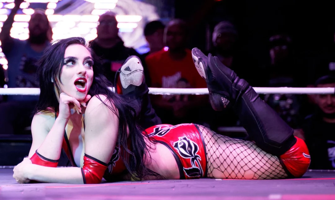 Priscilla Kelly/Gigi Dolin | Scrolller