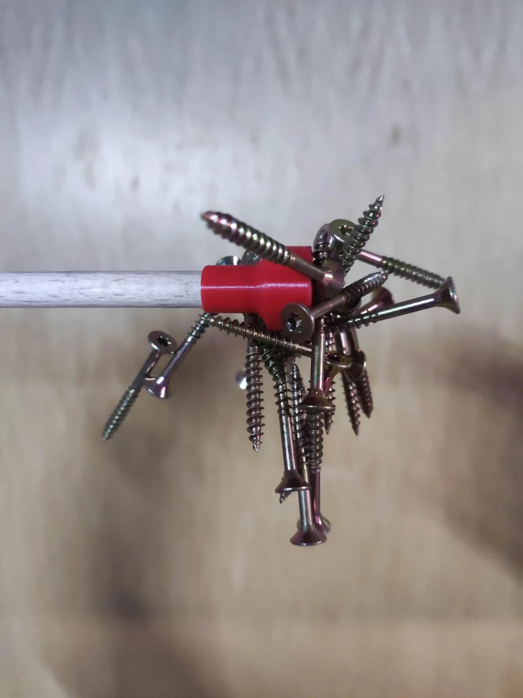 Magnet-on-a-stick | Scrolller